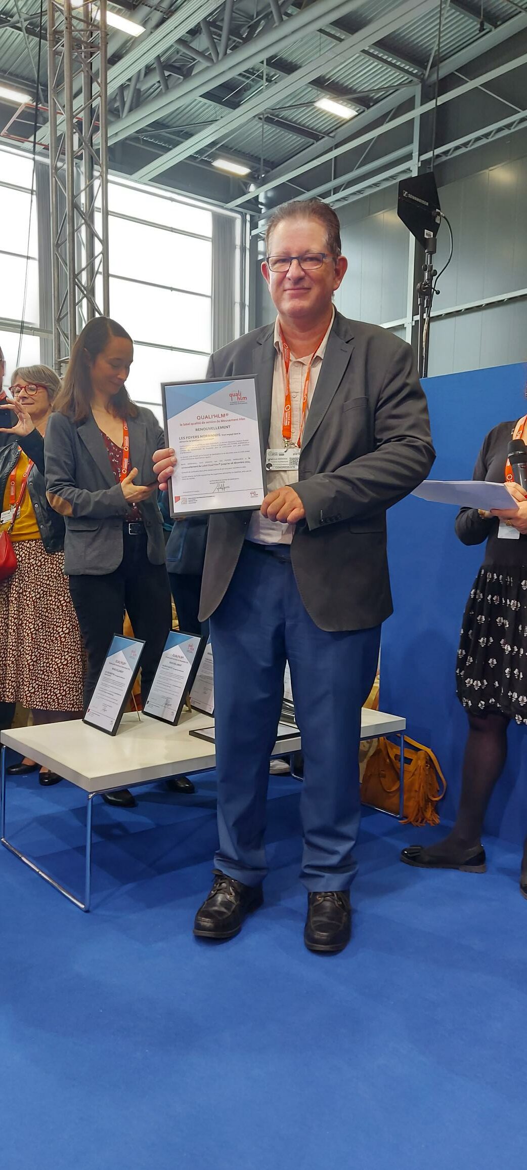 Remise de renouvellement du label Quali'HLM au Congrès HLM de Nantes ...